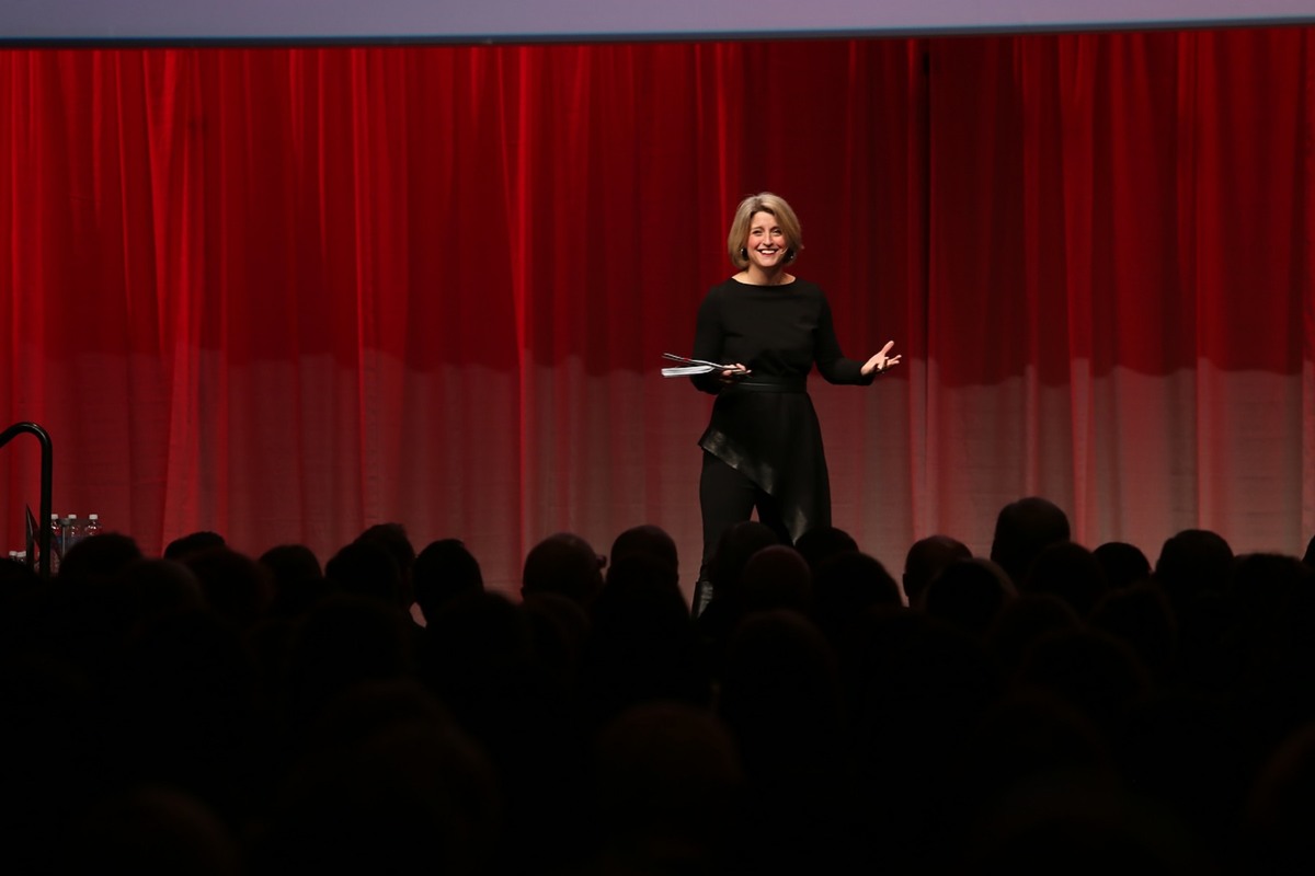 Lisa Bodell | Keynote Speaker Fees & Bio | GDA Speakers