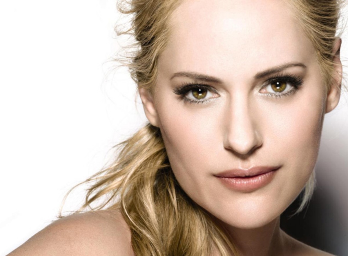 Aimee Mullins | Keynote Speaker Fees & Bio | GDA Speakers